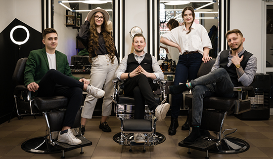 Setting Goals for Your Salon Team: A Guide to Success - Rosy Salon Software